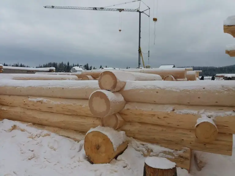 Îmbinarea și tasarea lemnului la casele din bușteni - Revista din lemn